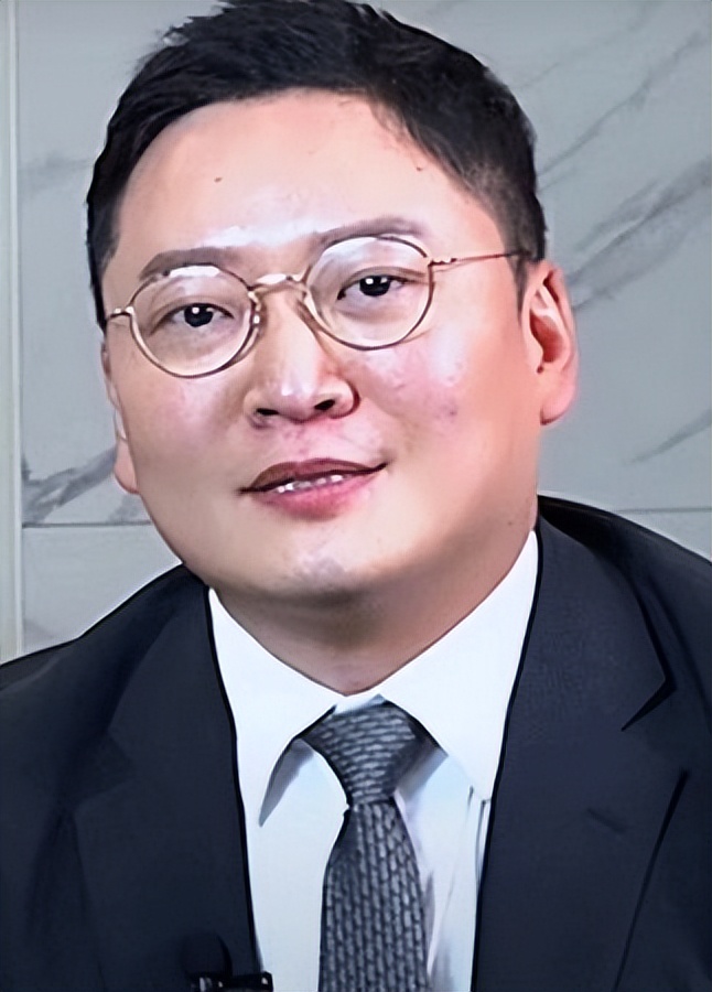 Angrily sued for corruption by Song Ji Hyo! The former club ...