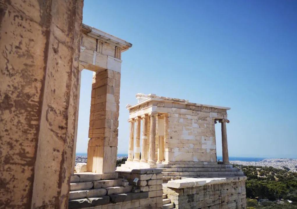What is the history of Athens? What was the glorious moment of Athens ...