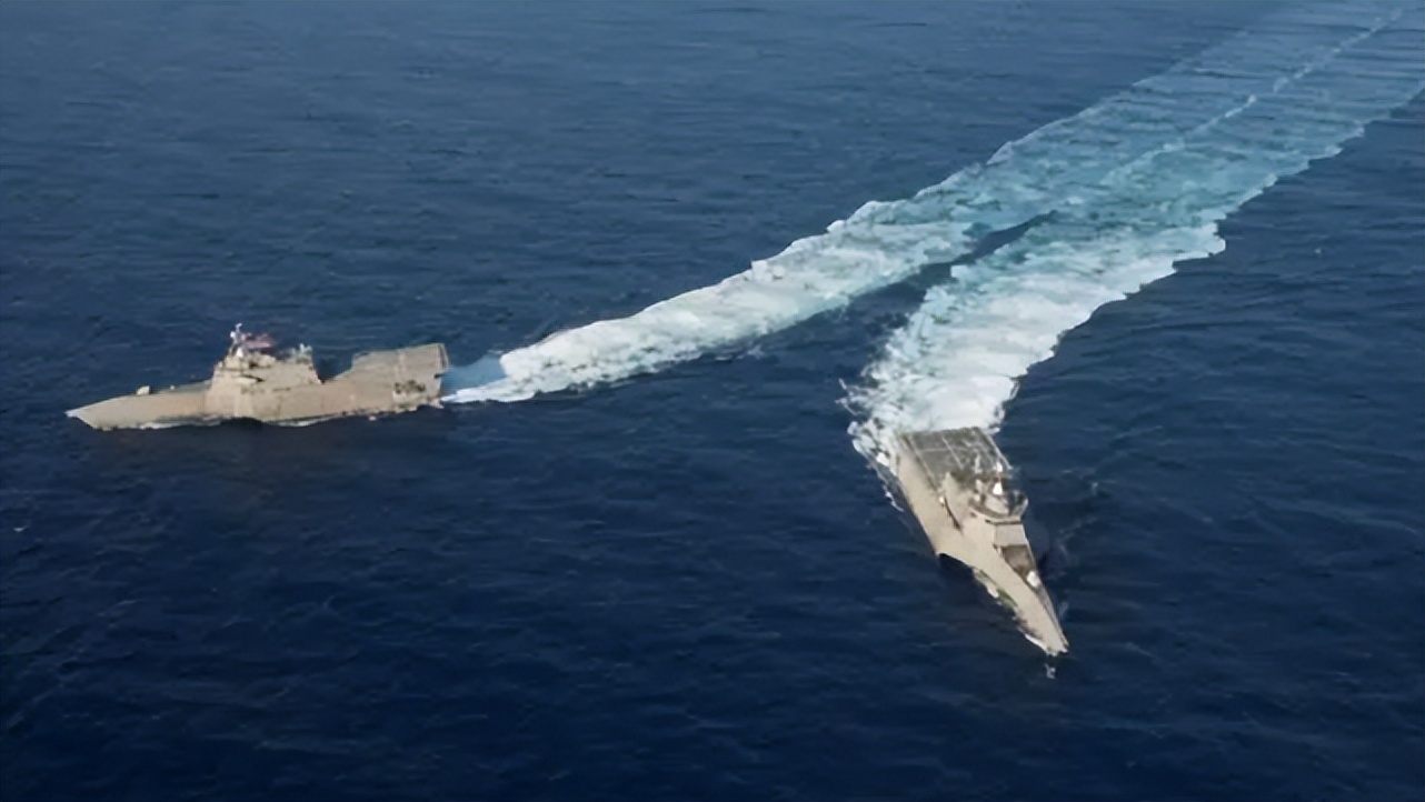 The U.S. Navy built a 7,000-ton frigate, which is obviously large in ...