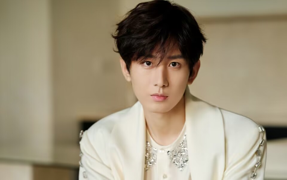 Zhao Liying and Zhu Yilong ushered in their second match, Cheng Yi joined in surprise, [Tianjiao ...