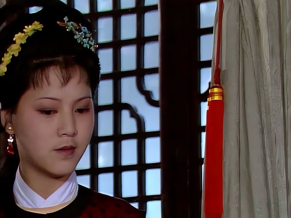 Why does Xiren always ask others to help her work?Reason one, two ...