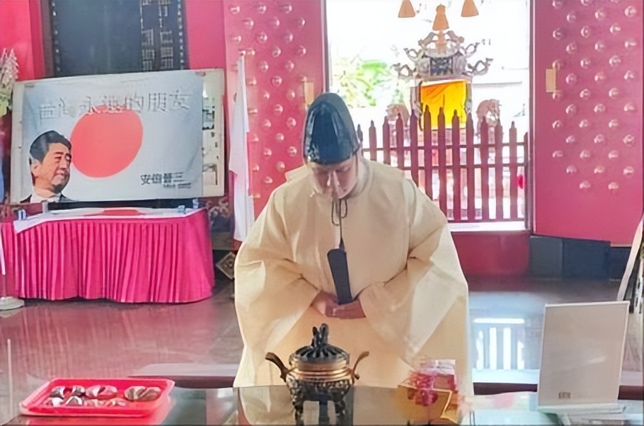 Shame!Taiwanese temples enshrine the bronze statue of Abe, the people ...