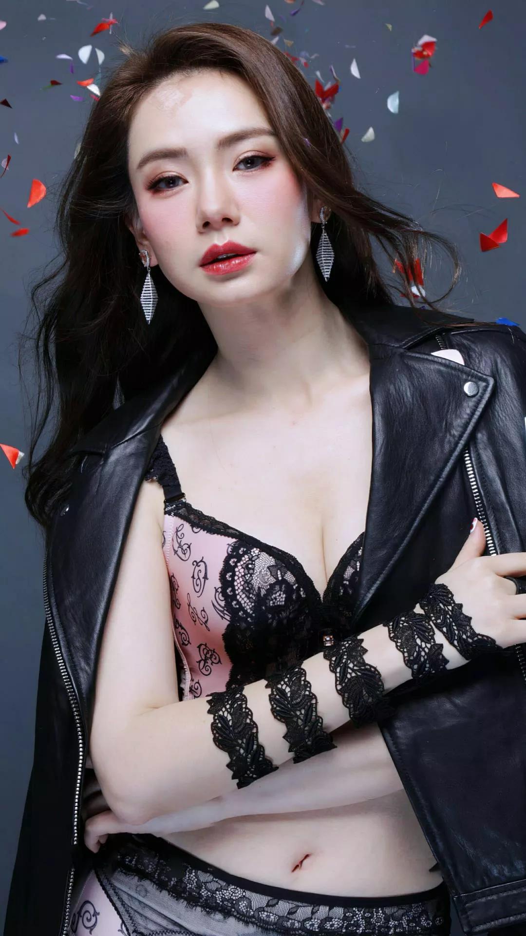 Qi Wei's beautiful picture photo album 3 - iNEWS