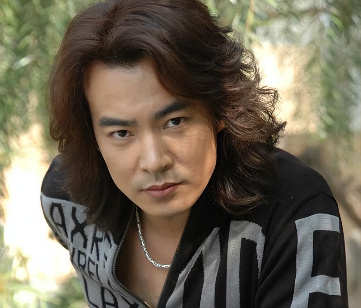 19 years ago, Yu Bo spent 2.6 million to buy two courtyard houses and ...