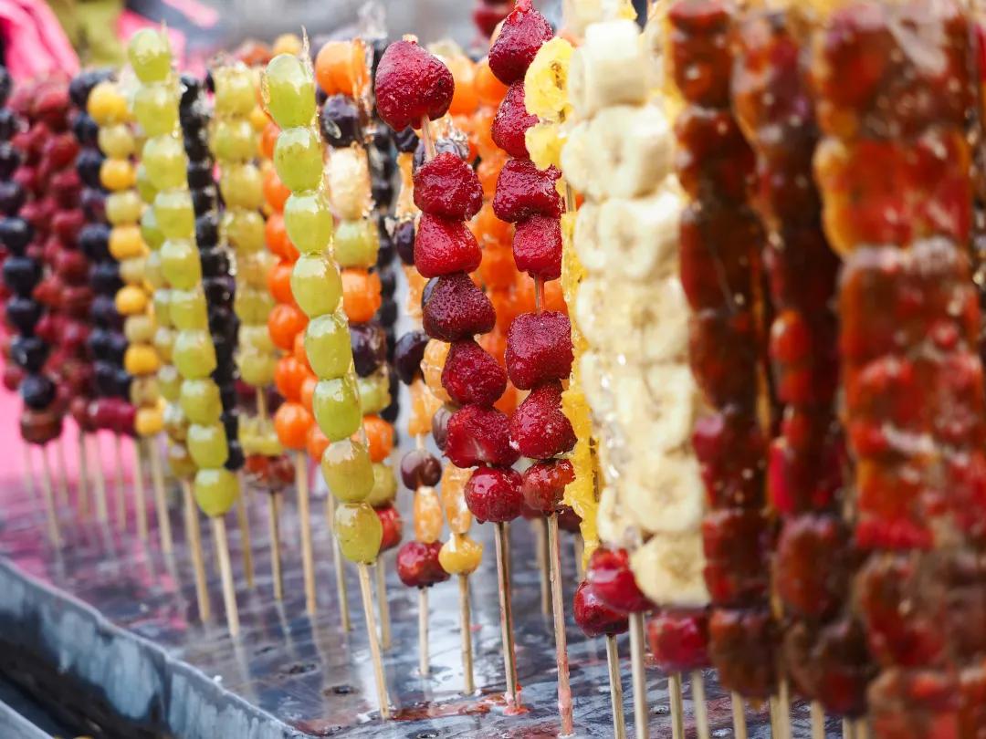 A bunch of candied haws take you back to the winter of your childhood ...