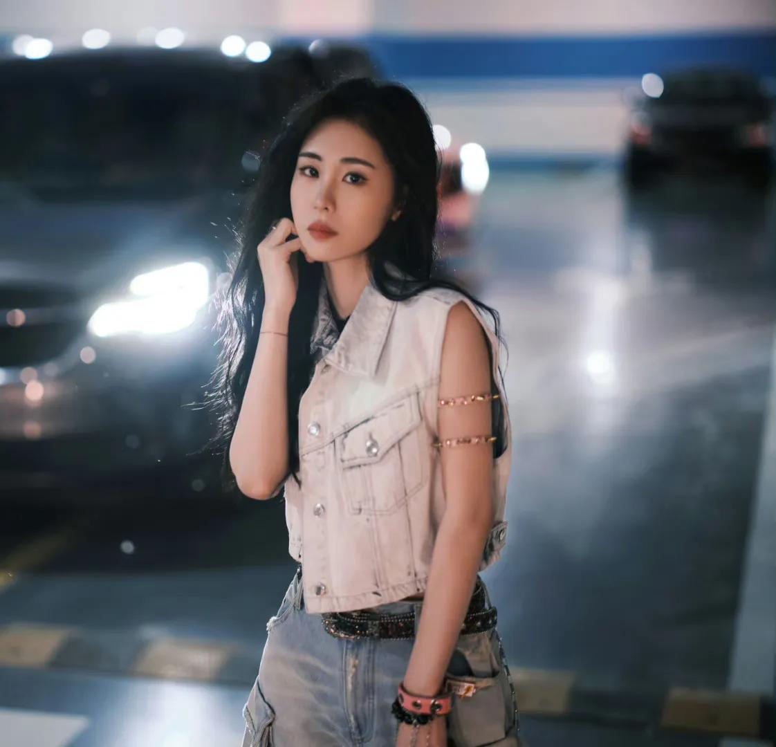 4.30 Atlas Zhang Bichen Zhou Ye Zhang Jingyi Wang Yuan Gong Jun Zhang ...