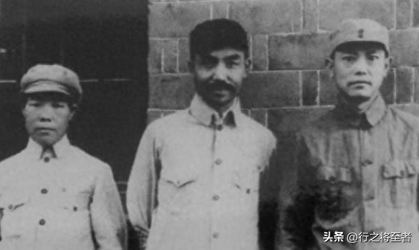 The New Fourth Army returned to Honghu and recruited more than 100 ...