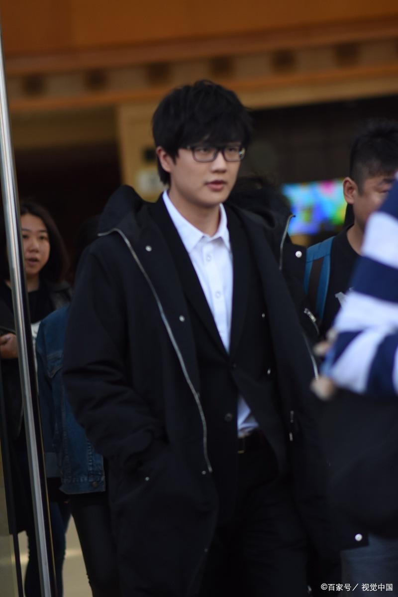 Xu Song's latest single "Only You" set off a music craze and touched ...