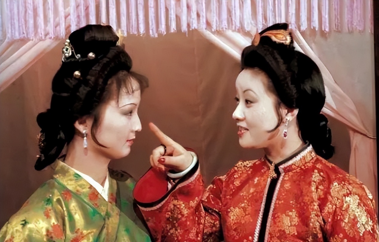 Ping'er and Xiren are both big girls in Tongfang, why do people have ...