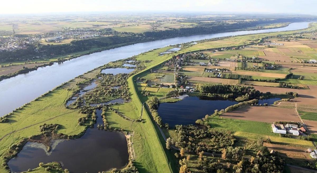 The Thames - the longest river in the UK, the mother river of the UK ...