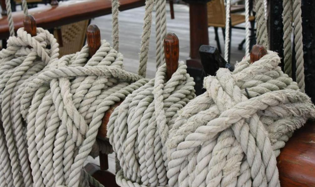 Why do aircraft carriers have speed limits? How fast is an aircraft ...