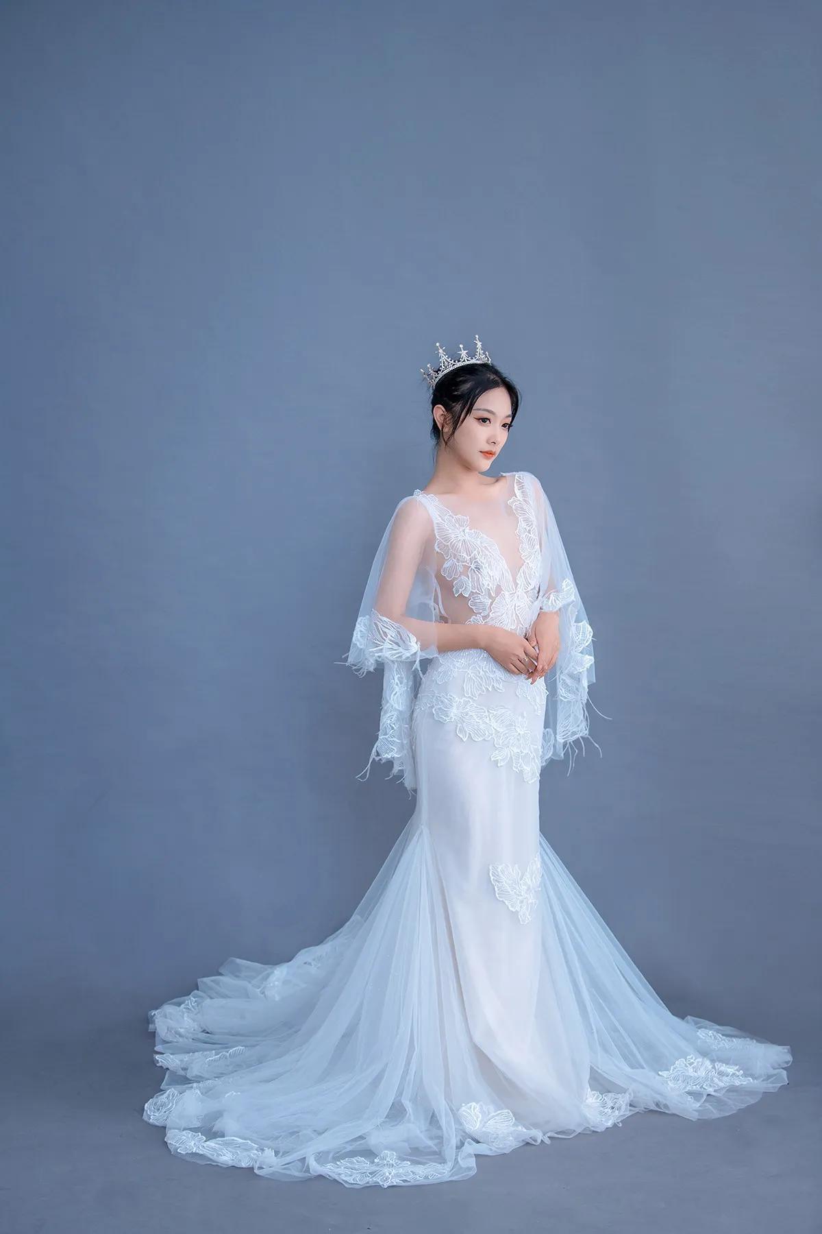 Wedding dress series, white Yiren, on the side of the water - iNEWS