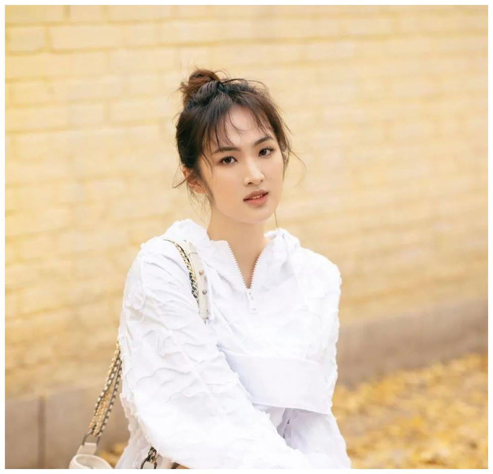 Huawei's "Second Princess" Yao Anna bids farewell to the entertainment ...