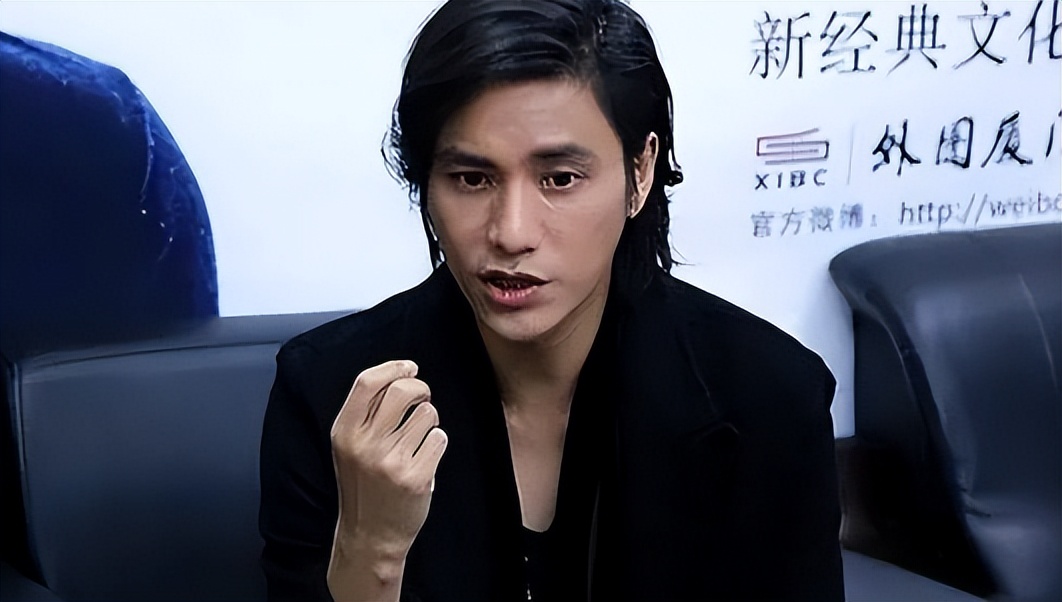 Chen Kun finally overturned? Well-known director 3 asked Chen Kun: Zhou ...