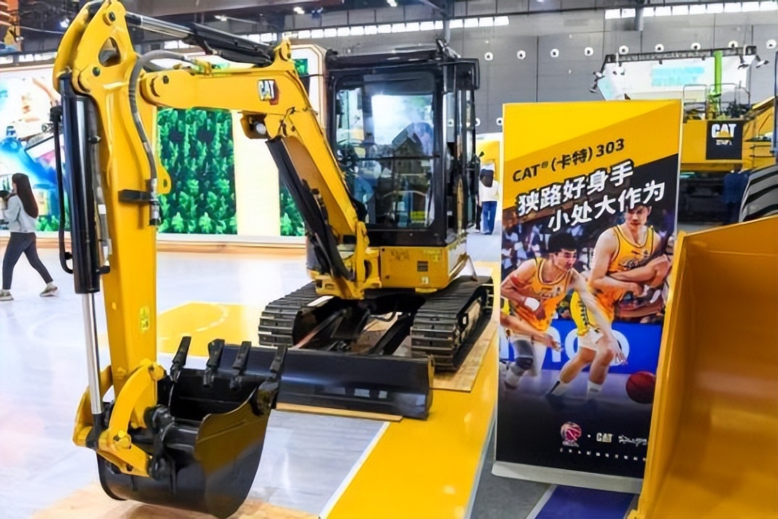 The ultimate inventory! Let's take a look at the excavator feast at ...