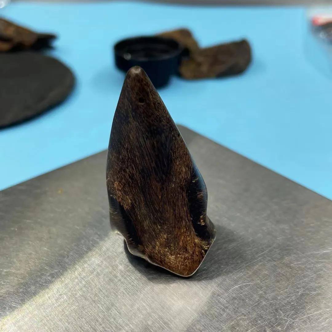 Shenshui grade Nha Trang black chess nan tumor scar relic - iNEWS