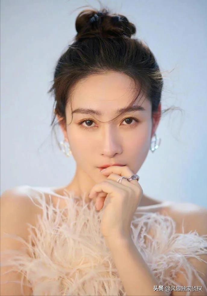 Tao Xinran: Why do people always compare themselves with others? - iNEWS