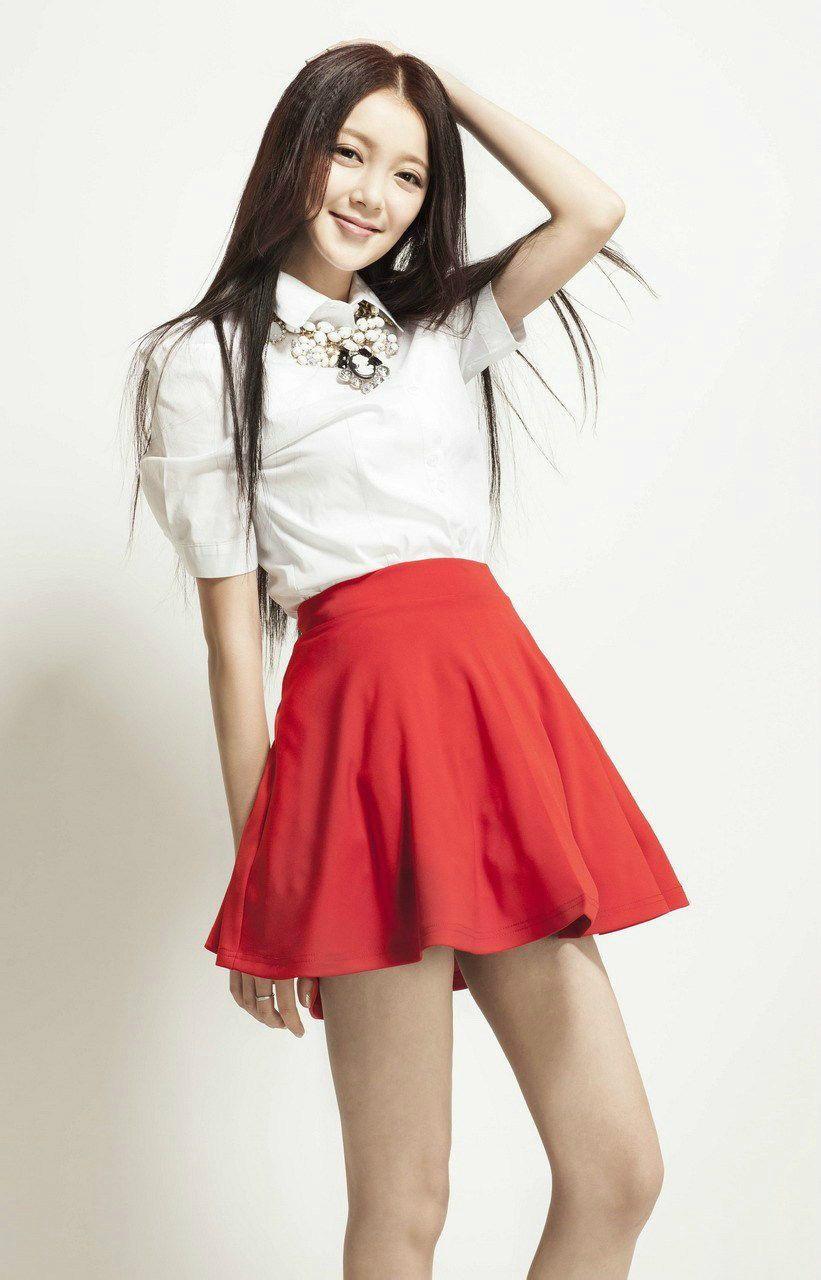 Big beauty Wang Xiaomin, pure and beautiful, super clear photo album, slender figure showing ...