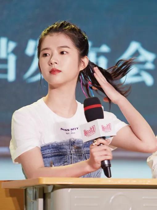 Opponent: Li Xiaoman, played by He Landou, is very annoying and makes ...