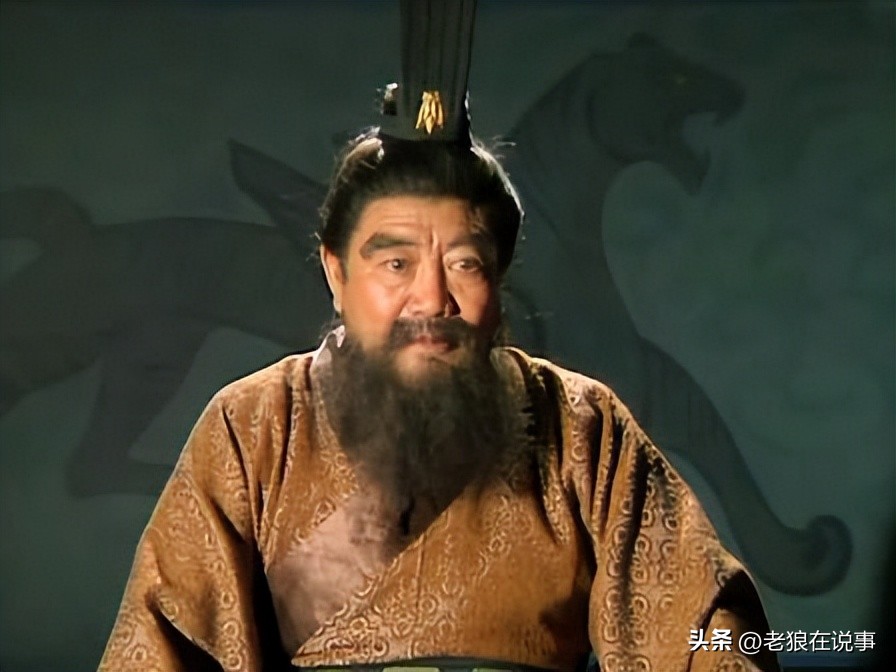 Why did Yuan Shao dare to point his sword at Dong Zhuo? Is it true? - iNEWS