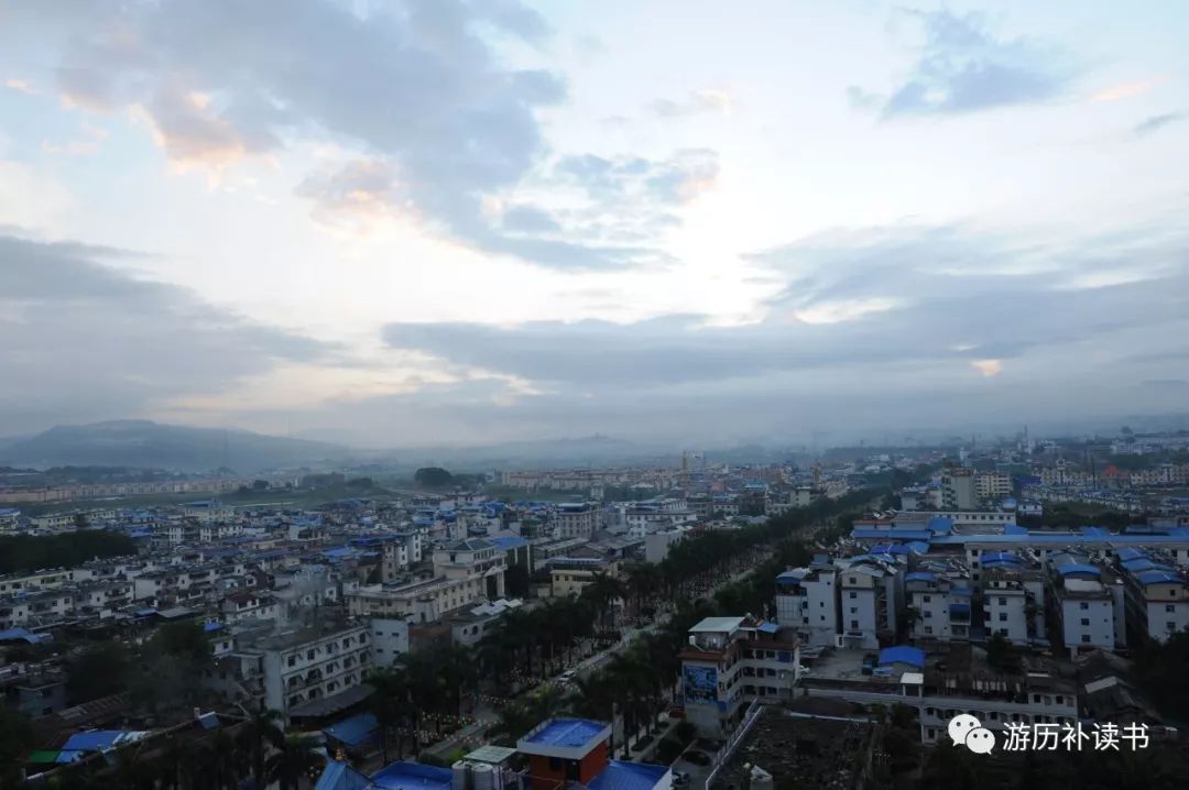 There is a beautiful place - Ruili (Southwest Yunnan Caifeng 7) - iNEWS