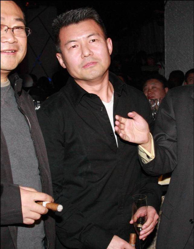 The intimate photo of singer Na Ying and her husband Meng Tong is really beautiful - iNEWS