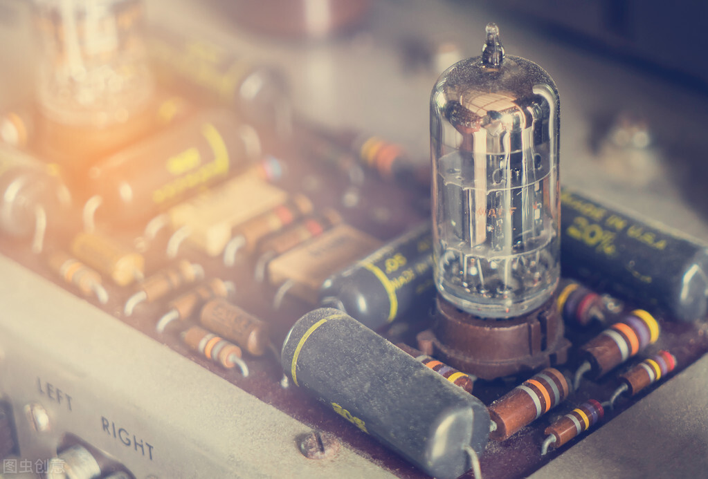 Invention and function of vacuum triode - iNEWS