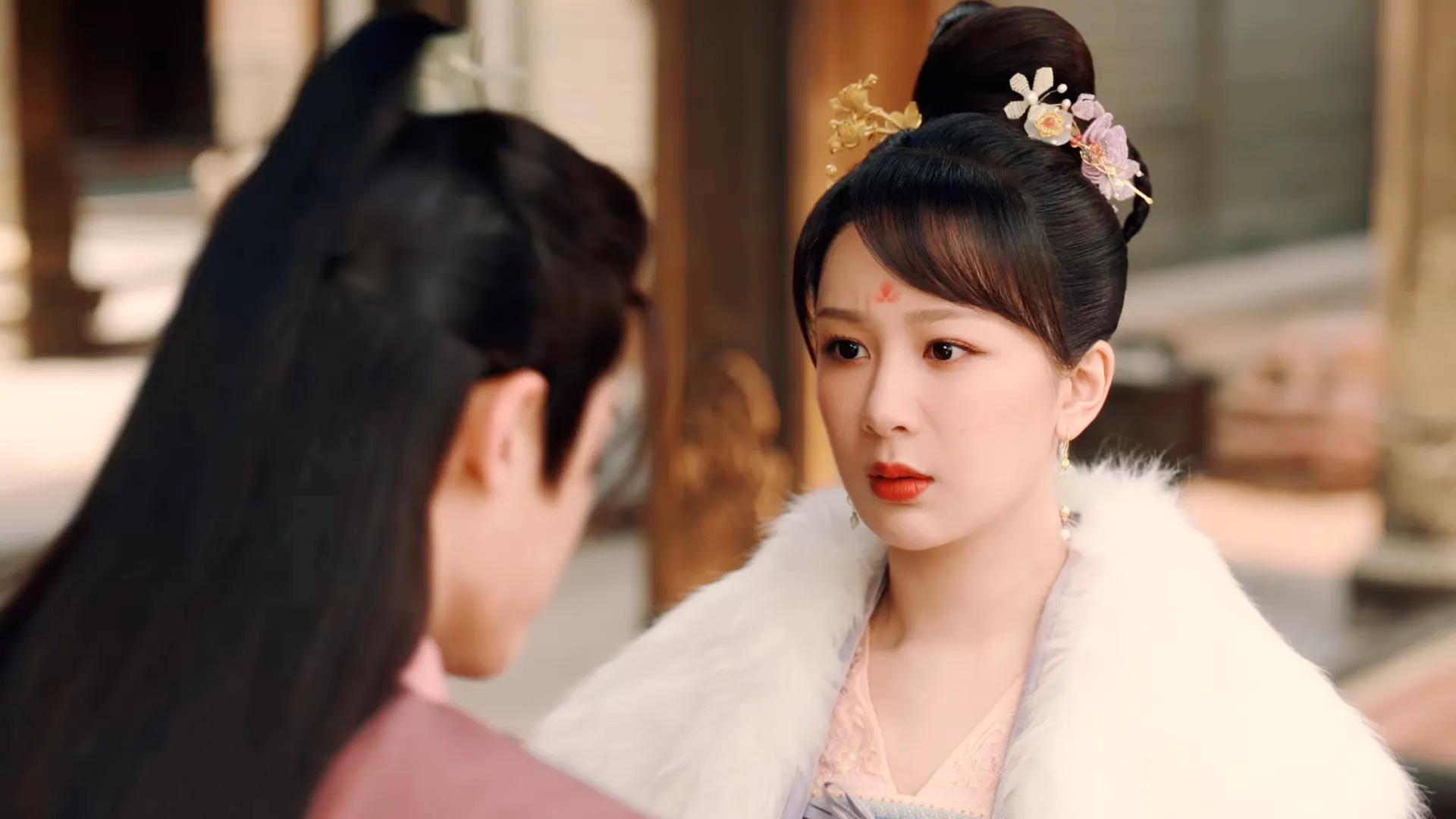 Love hides in the deep sea, it's hard to tell when the fog clears - iMedia