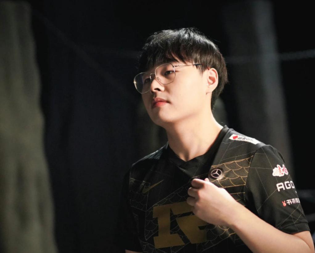 "S12 semi-finals 4 LPL teams", icon talks about the grouping of the ...