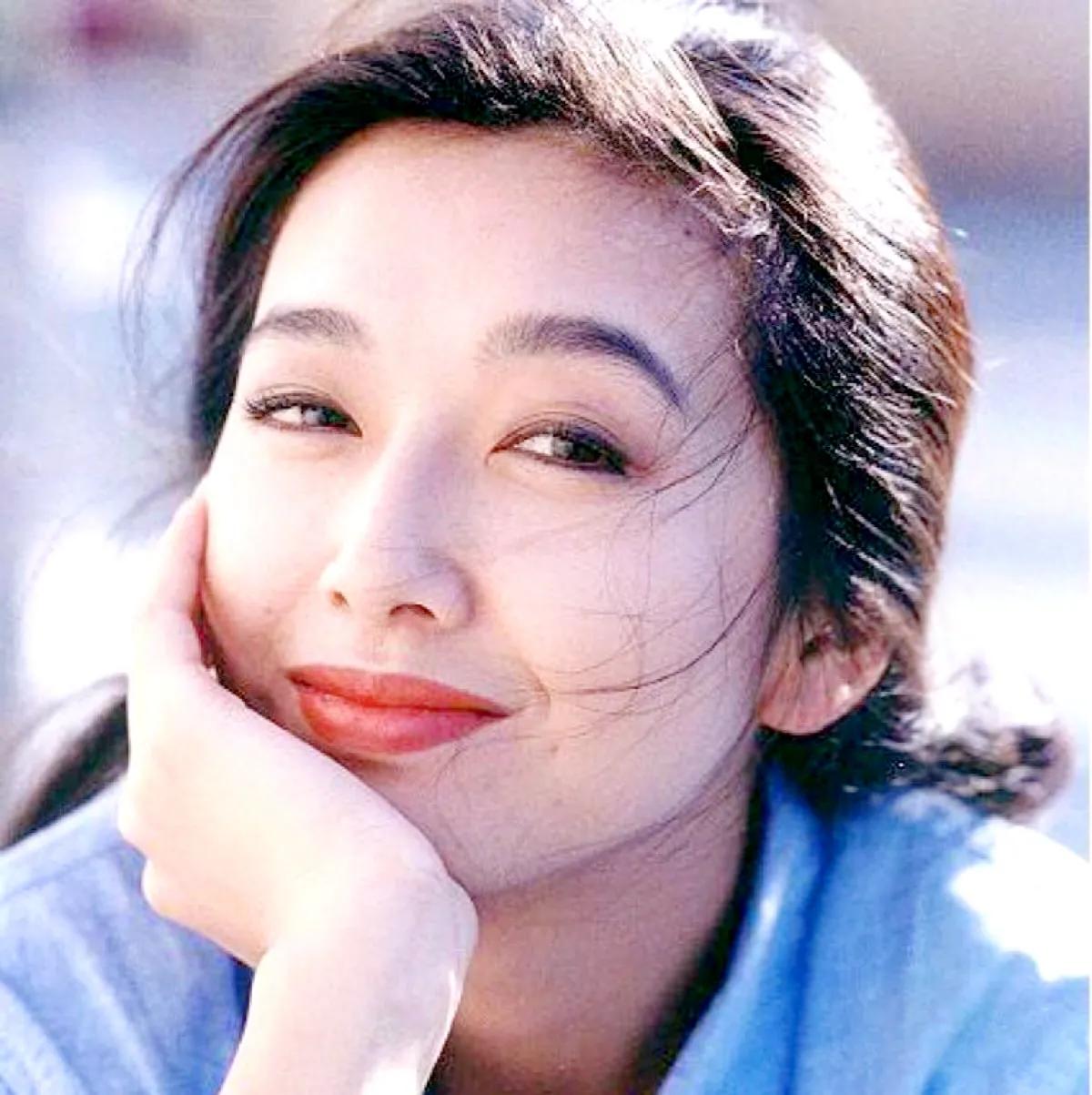 Jiang Shan: Intellectual elegance, dignified atmosphere - iNEWS