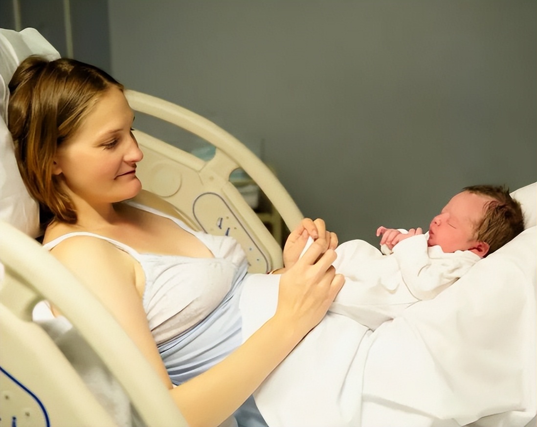 There are 4 major differences between giving birth in the morning and giving birth in the ...