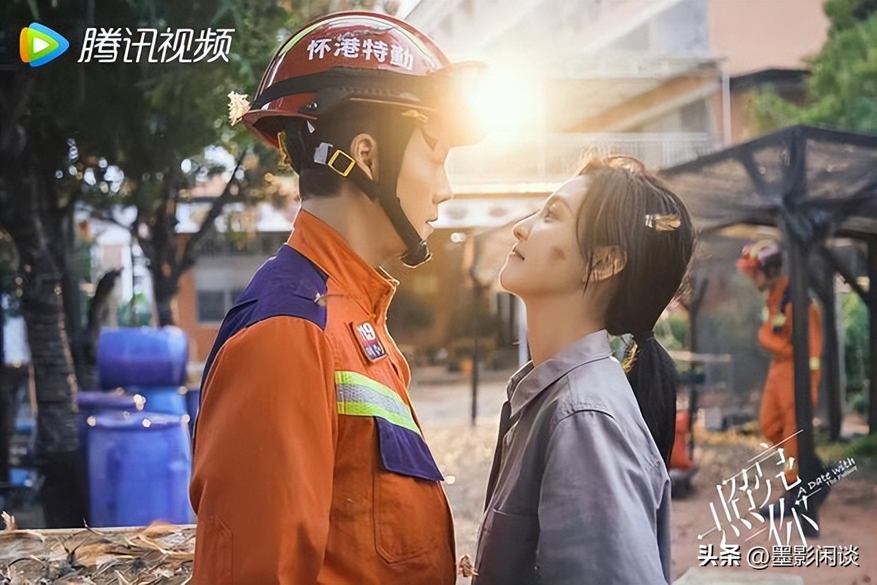 "Illuminate You" Zhang Ruonan broke up in the rain and cried, this cry, the whole world was ...