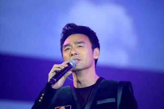 After defeating the two millionaires, looking at Zhang Xiaohui 20 years ...