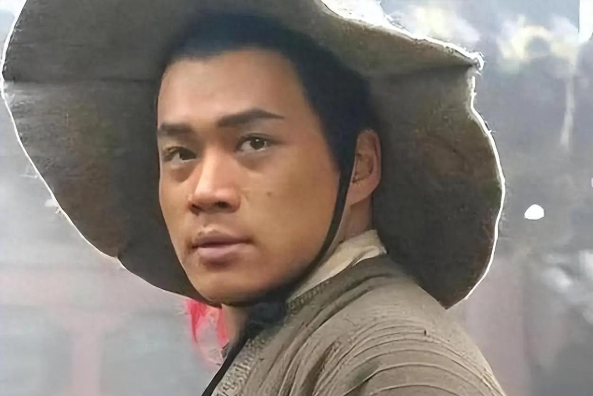 Rejecting Wang Siyi twice, and never abandoning his wife who has cancer, "Wu Song" Ding Haifeng ...