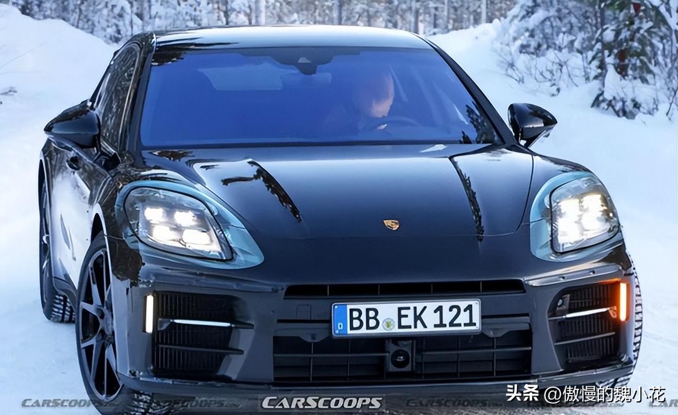 The new "Panamera" is launched, the interior has changed, and it is ...