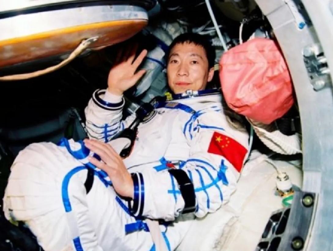 19 years ago, Yang Liwei heard a "knock on the door" in space, and it ...