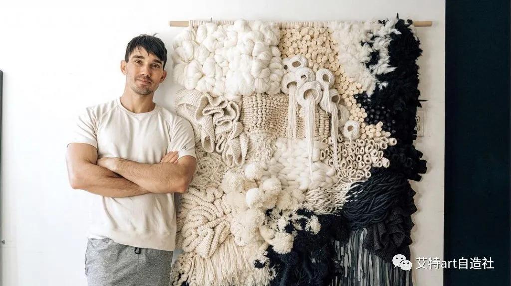Eric Speer, a male artist who likes knitting wool - iNEWS