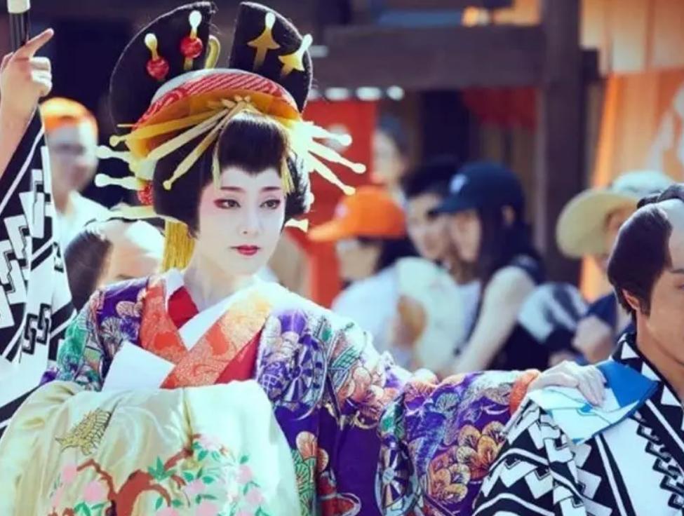 Japanese oiran: The status is more noble than the guests, the right to ...