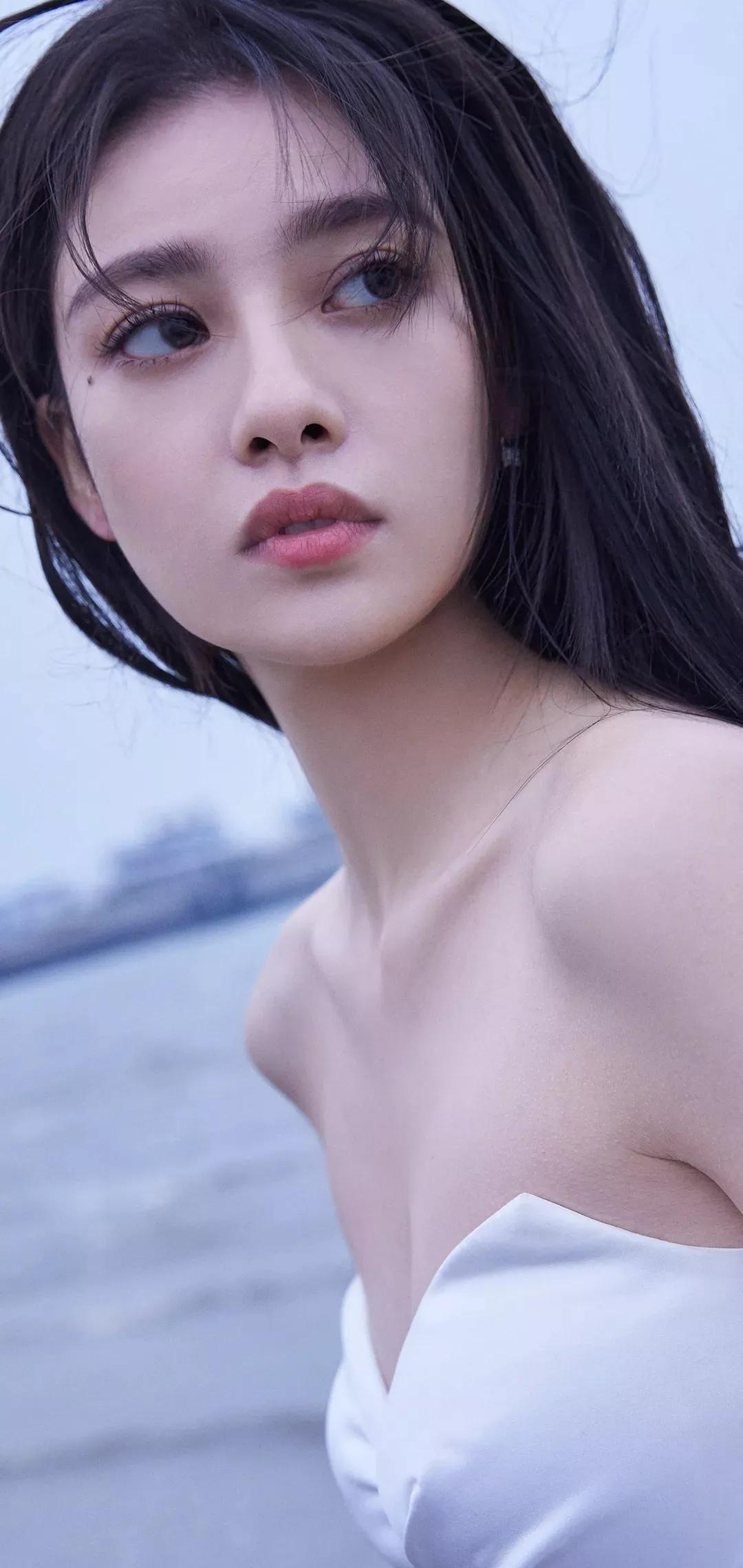 Full screen picture of Zhang Yishang - iNEWS