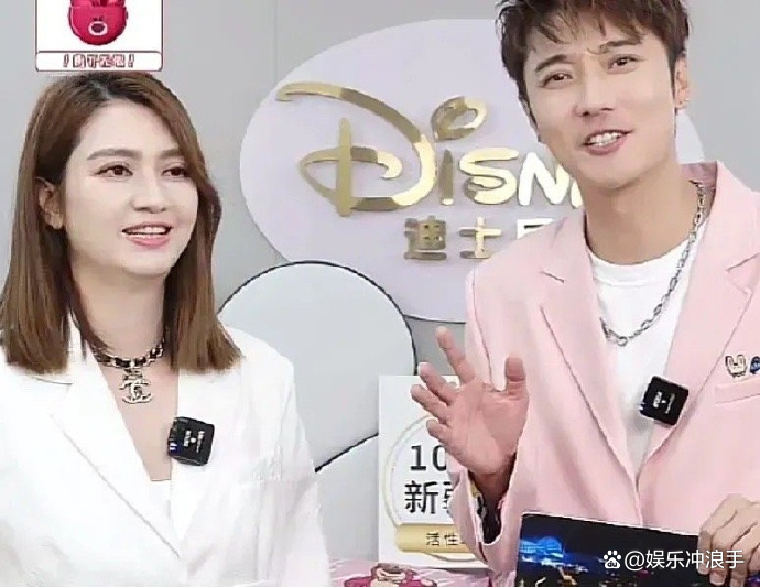 Hong Xin posted a blog late at night announcing her divorce, and Zhang Danfeng molested netizens ...