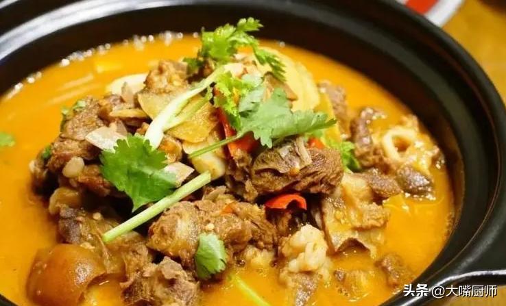 Lamb pot, teach you the special way, delicious and not smelly ...