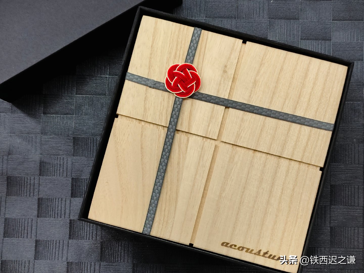 What a staunch red rabbit horse!Acoustune HS2000MX MKII subjective ...