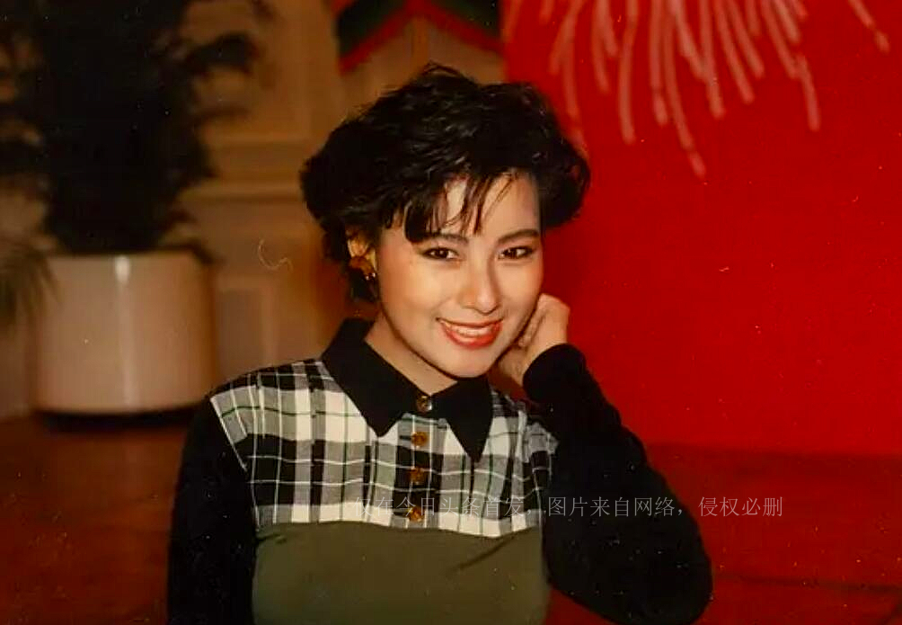 In order to become famous, she appeared on a large scale, but she was ...