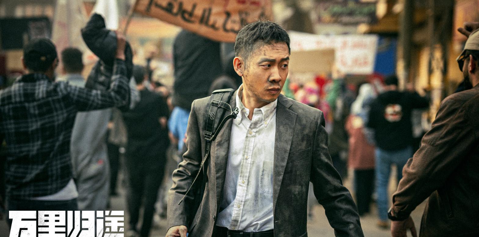 The last box office in October, "Captain Dad" box office was 5,000 on ...