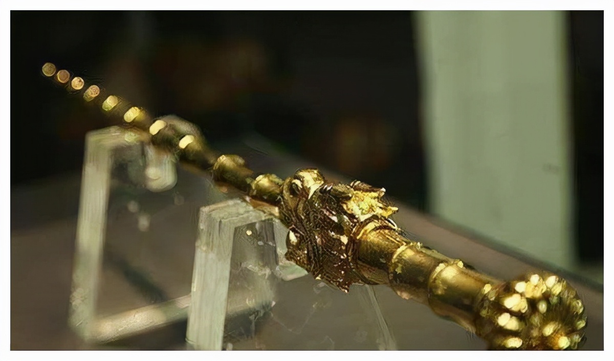 In ancient times, what were the four weapons of "beating the stupefied ...