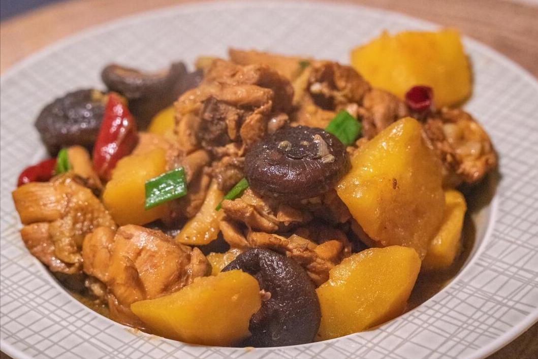 Stewed chicken is the most taboo to blanch. The chef will teach you how ...