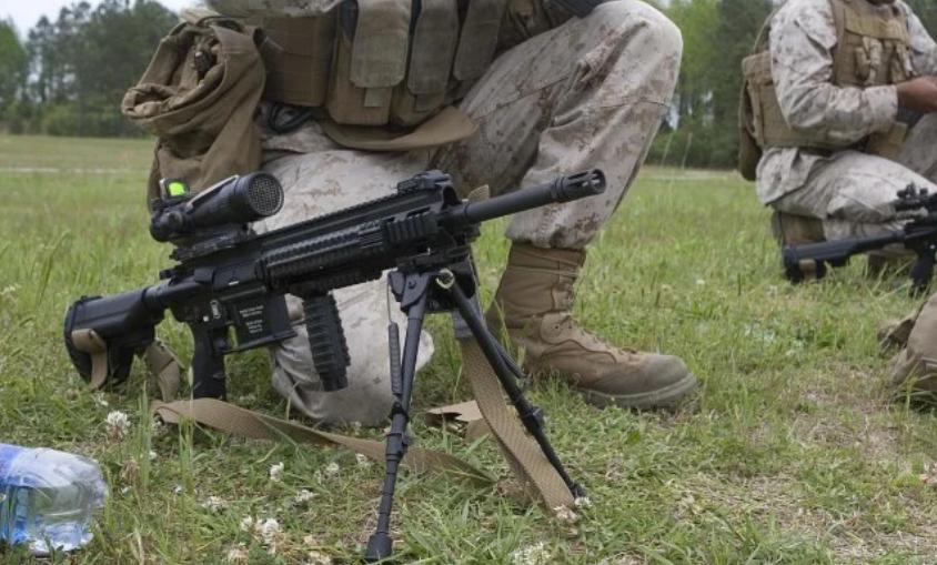 The M27 Rifle Replaces the M249 as the USMC's Favorite Go-to-War Gun ...