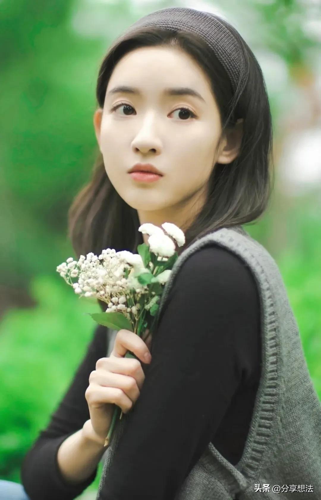 Wang Yuwen star wallpaper (5) - iNEWS