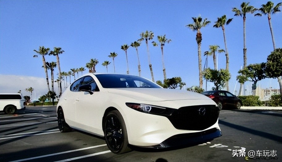 2023 Mazda 3 2.5T AWD Hatchback Review - iNEWS
