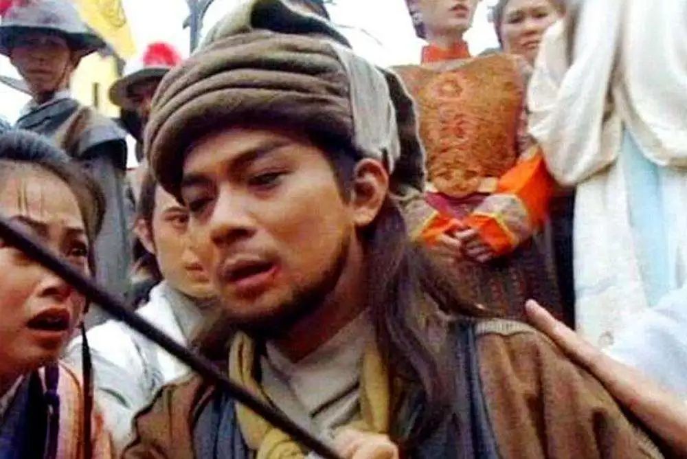 "Dragon Babu" Ah Zi: Brother-in-law, please kill me with one palm! - iNEWS